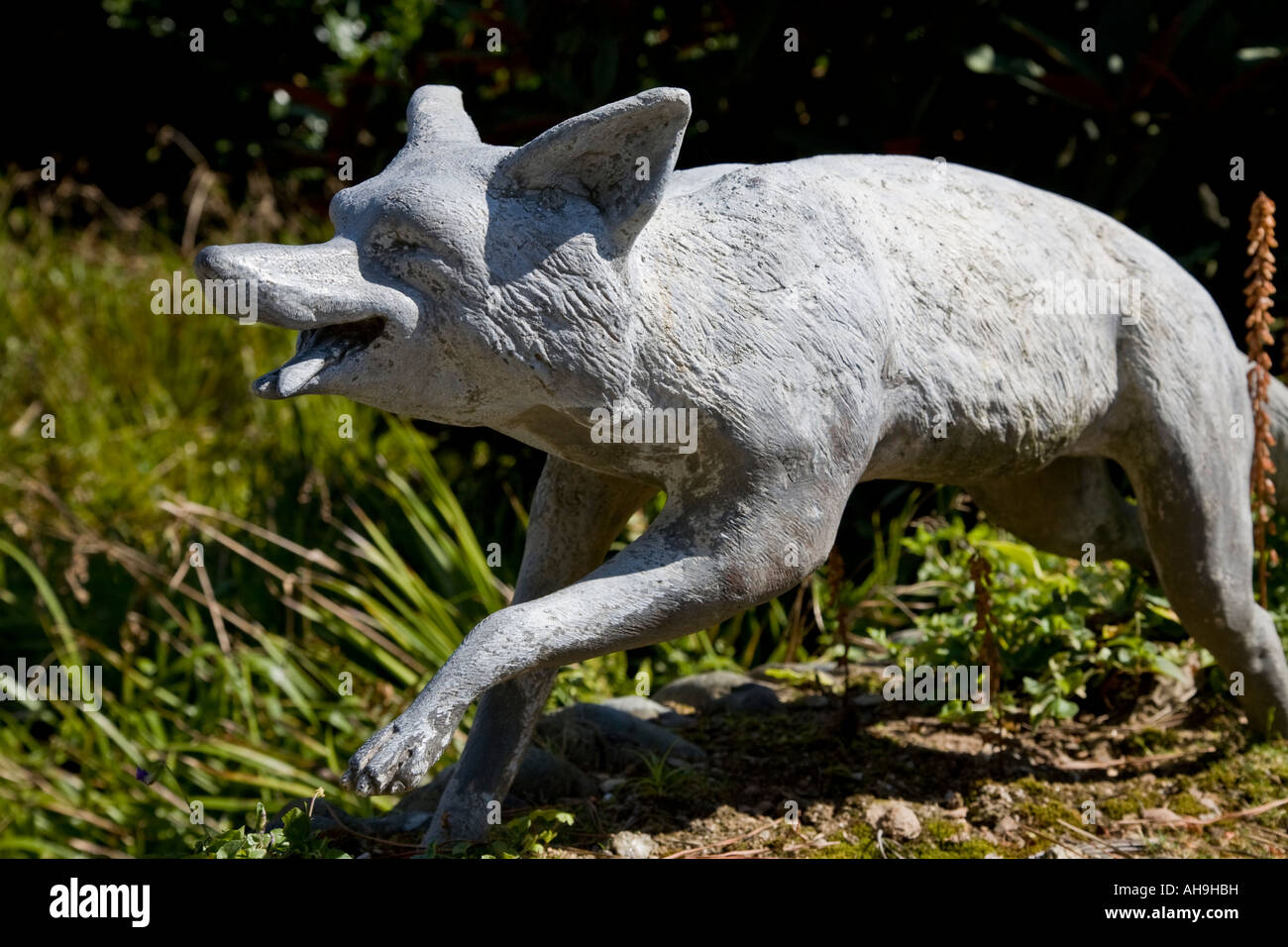 Fox sculpture hi-res stock photography and images - Alamy