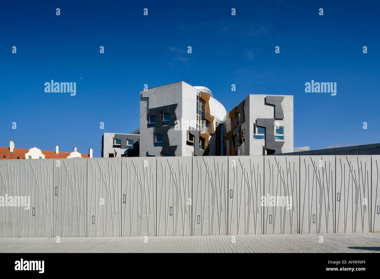 Decorated concrete perimeter wall at The Scottish Parliament Building ...