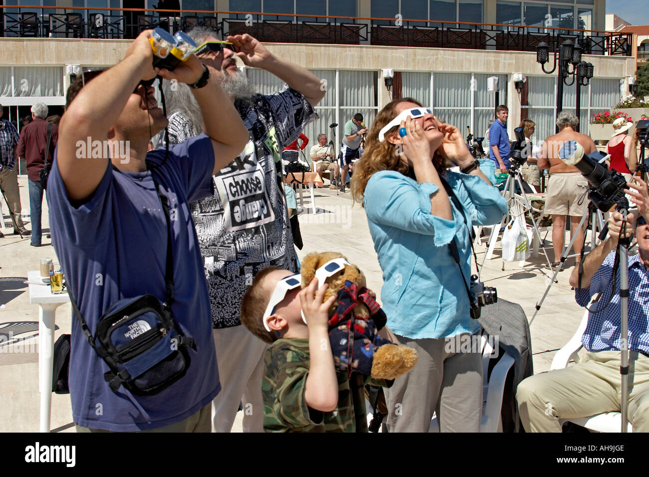 Stages of solar eclipse hi-res stock photography and images - Alamy