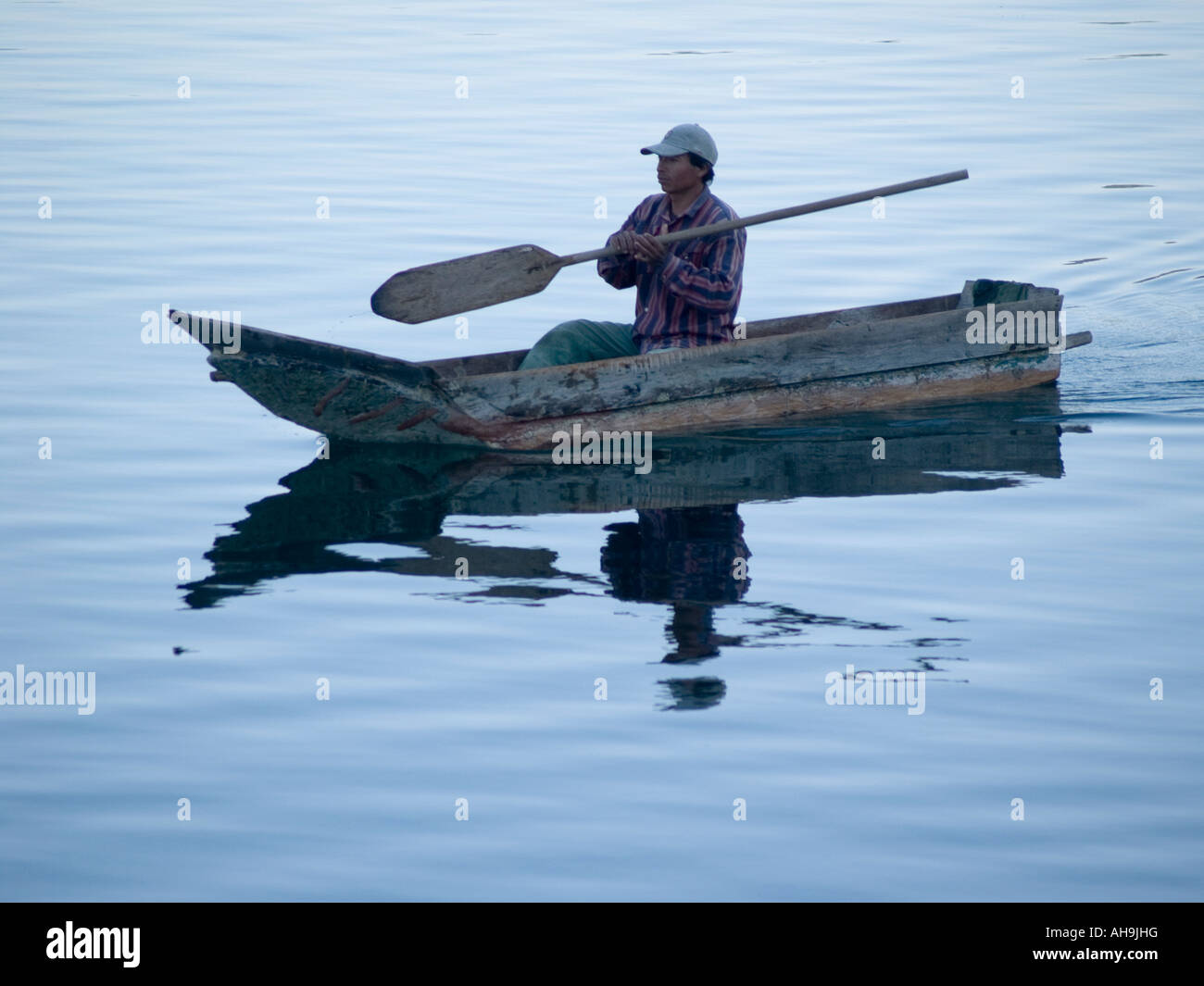 Fisherman at work Stock Photo - Alamy