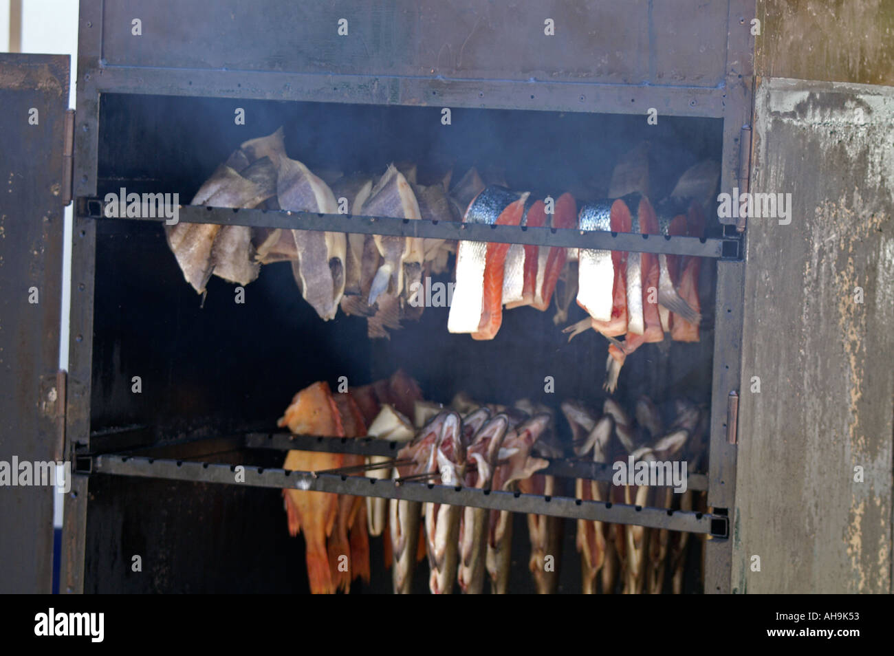 Smoking fish hi-res stock photography and images - Alamy