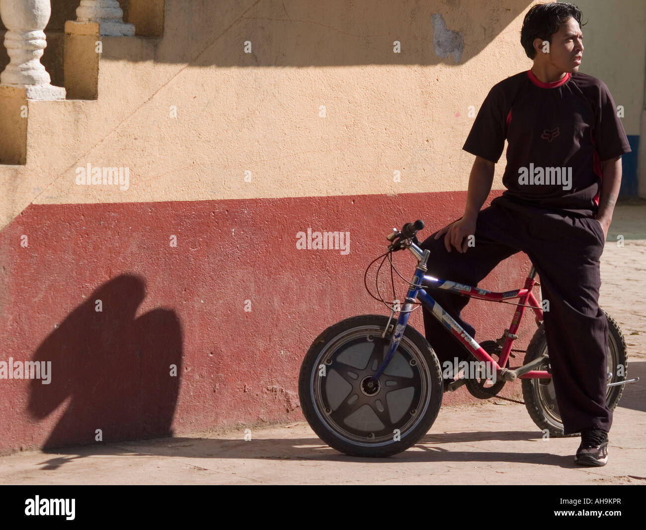 Bicycle living history hi-res stock photography and images - Alamy