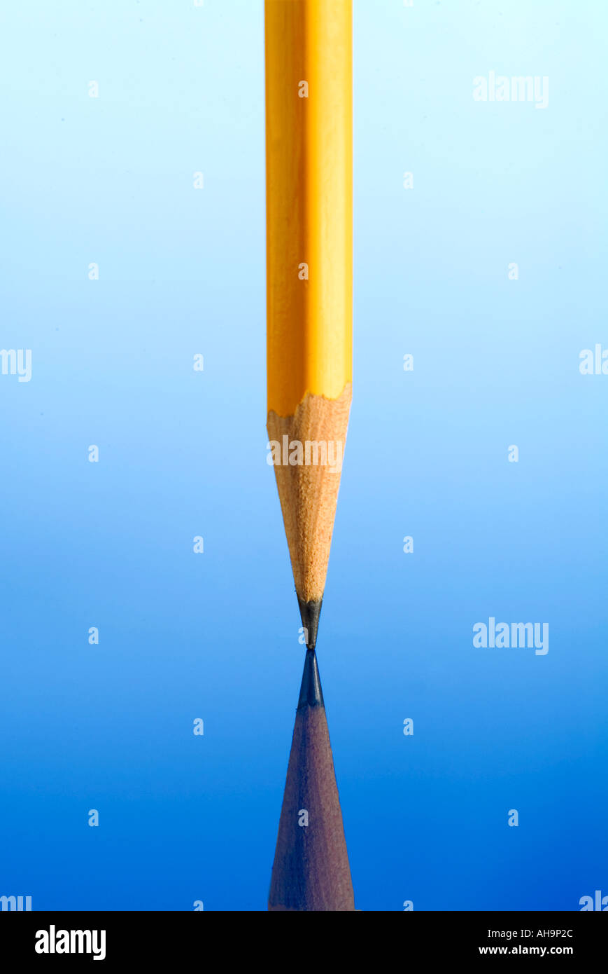 No 2 lead pencil hi-res stock photography and images - Alamy