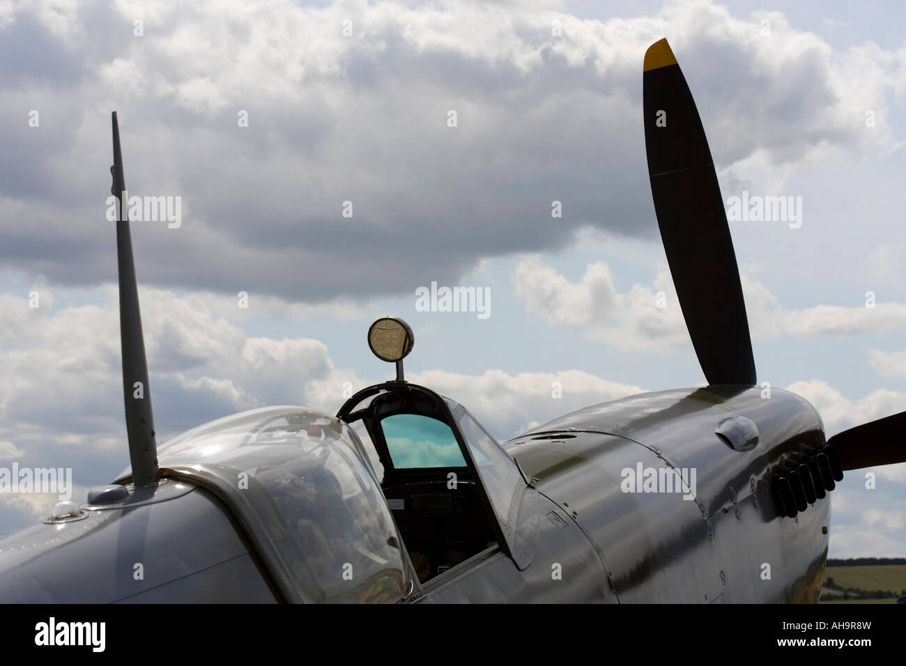Supermarine spitfire pilot cockpit hi-res stock photography and images ...
