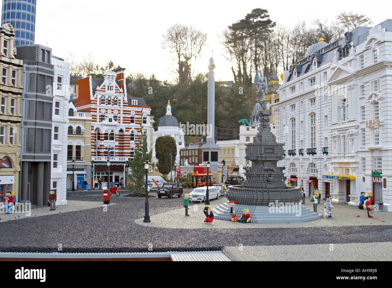 London lego model miniland legoland hi-res stock photography and images ...