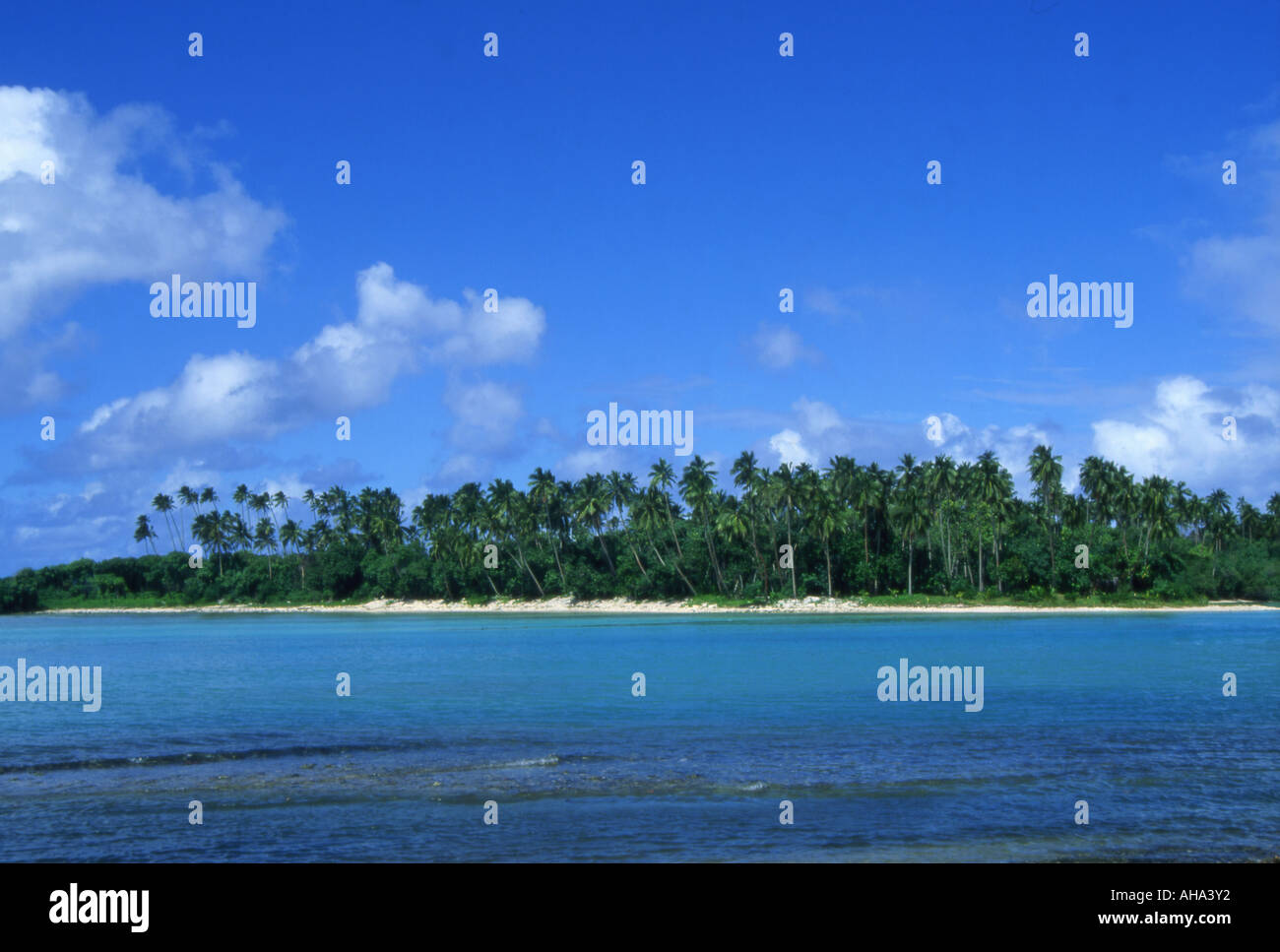 COOK ISLANDS. Aitutaki Islands and Seascape Stock Photo - Alamy