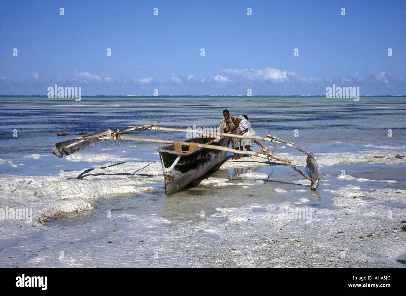 Local boatmen hi-res stock photography and images - Alamy