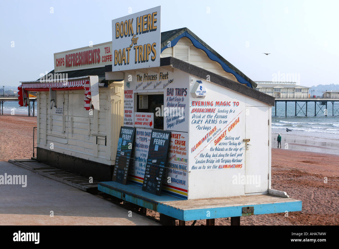 Queue here for trips around the bay Kiosk where you can but tickets for ...