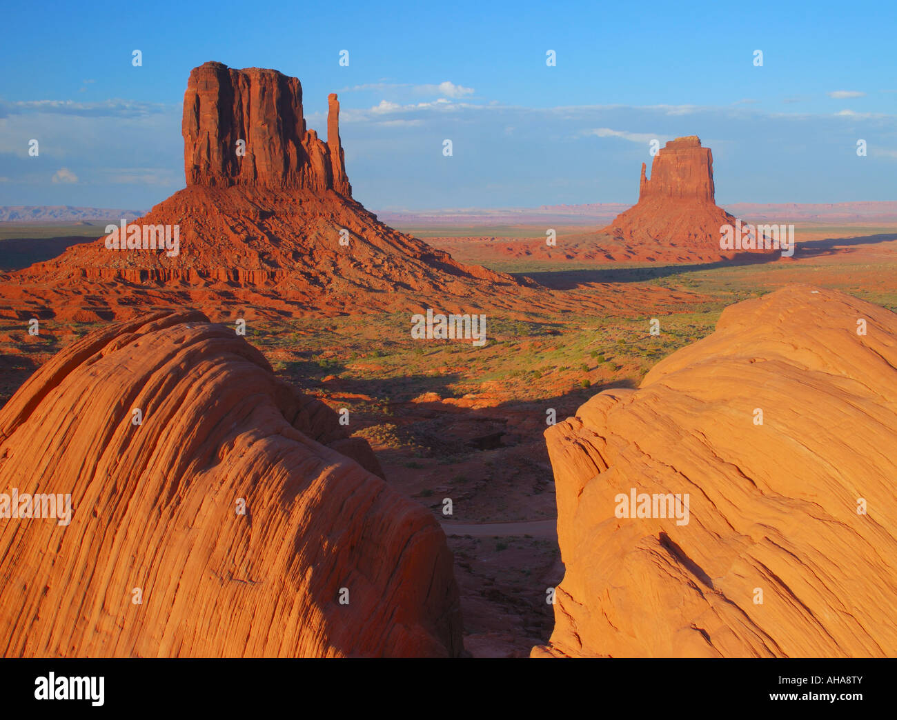 Sandstone buttes movie location hi-res stock photography and images - Alamy