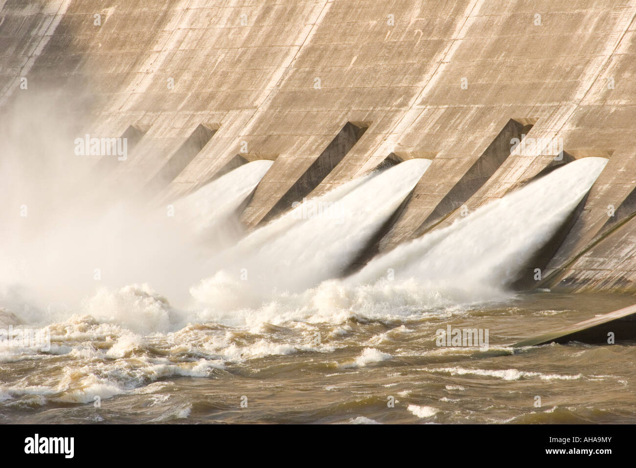 Mansfield Dam West Of Austin High Resolution Stock Photography and ...
