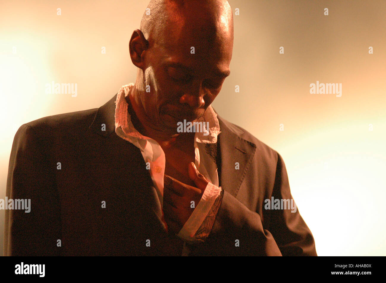 Faithless band hi-res stock photography and images - Alamy