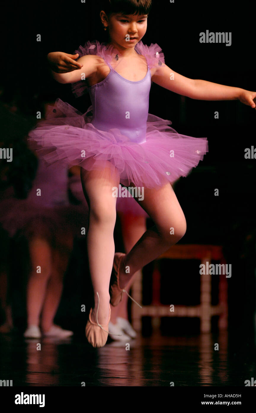 Ballerina girl performing on stage Stock Photo - Alamy