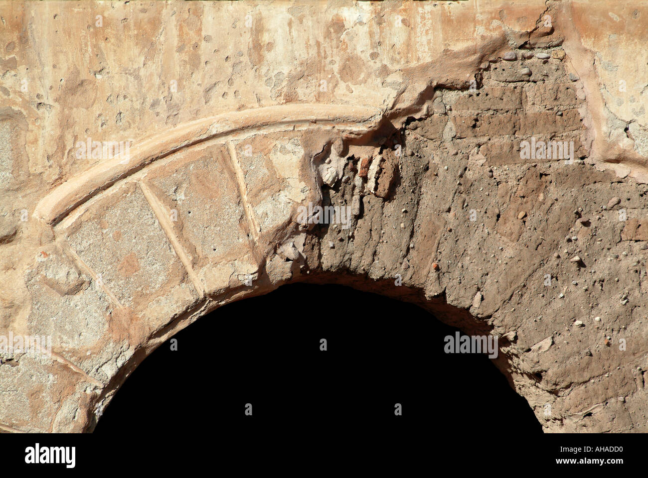Exposed adobe brick hi-res stock photography and images - Alamy