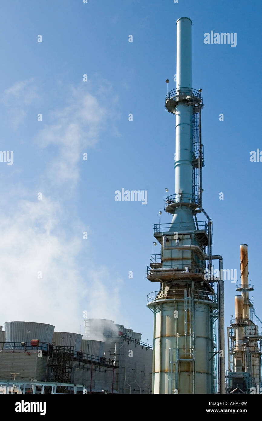 The industrial scale of an oil refinery and its systems Stock Photo - Alamy