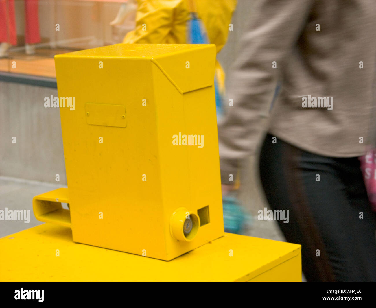 yellow newspaper street dispenser New York USA Stock Photo - Alamy