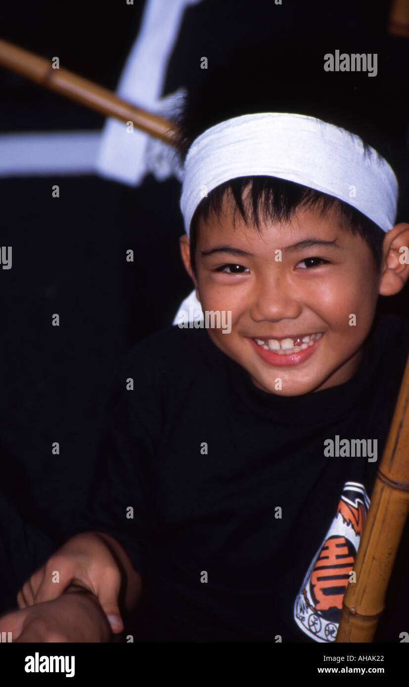 Young traditional okinawan hi-res stock photography and images - Alamy
