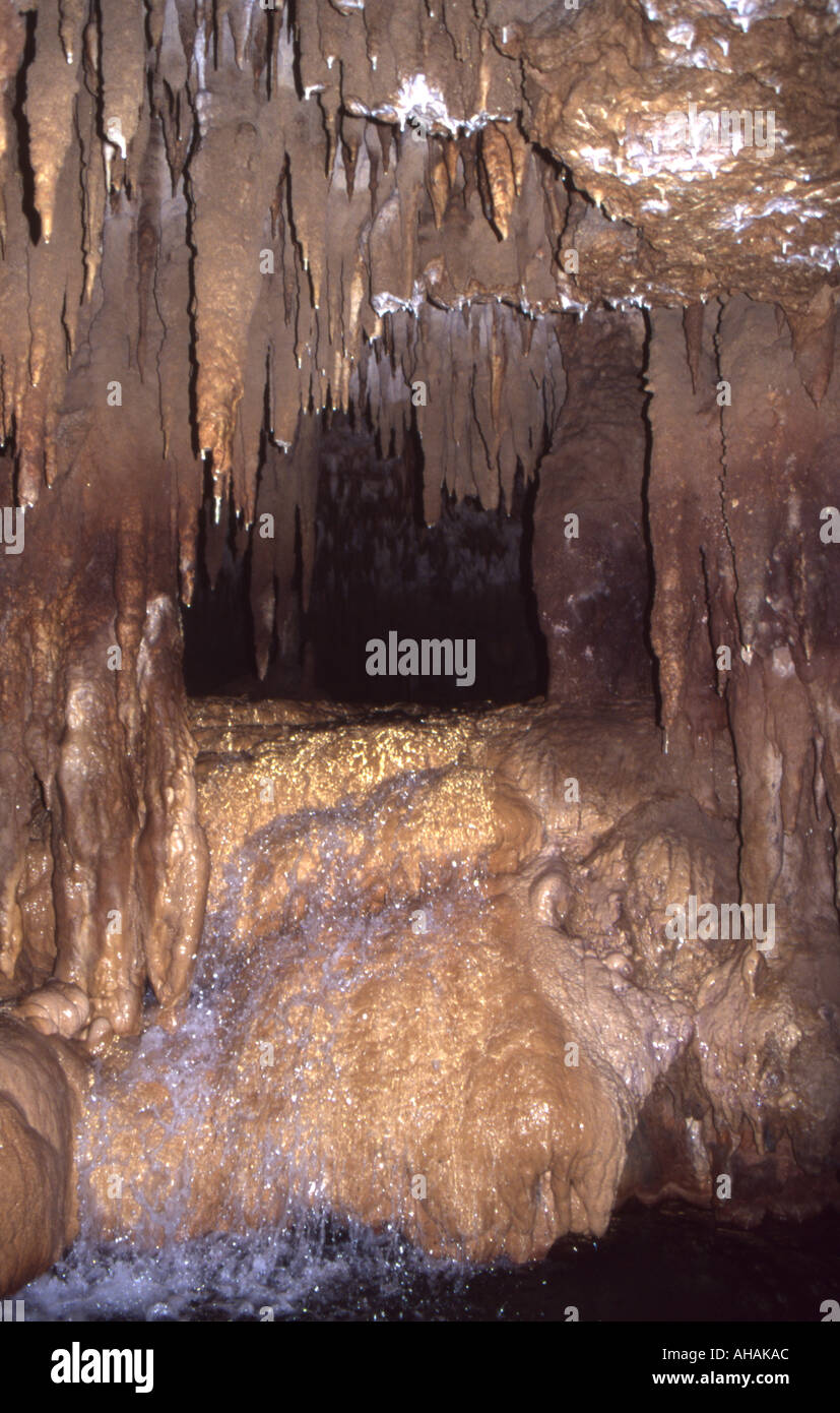 Limestone cave japan hi-res stock photography and images - Alamy