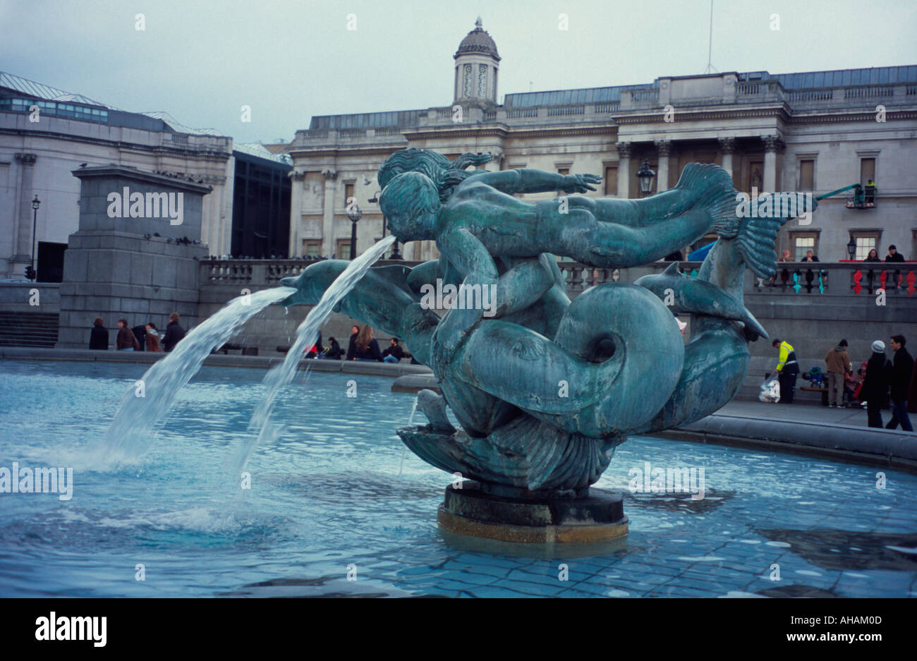 Fountains in Trafalgar Square London, UK Stock Photo - Alamy