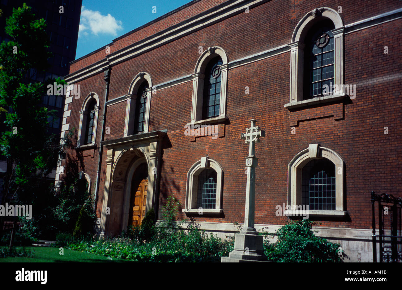 St Botolph's Church Bishopsgate London England UK Stock Photo - Alamy