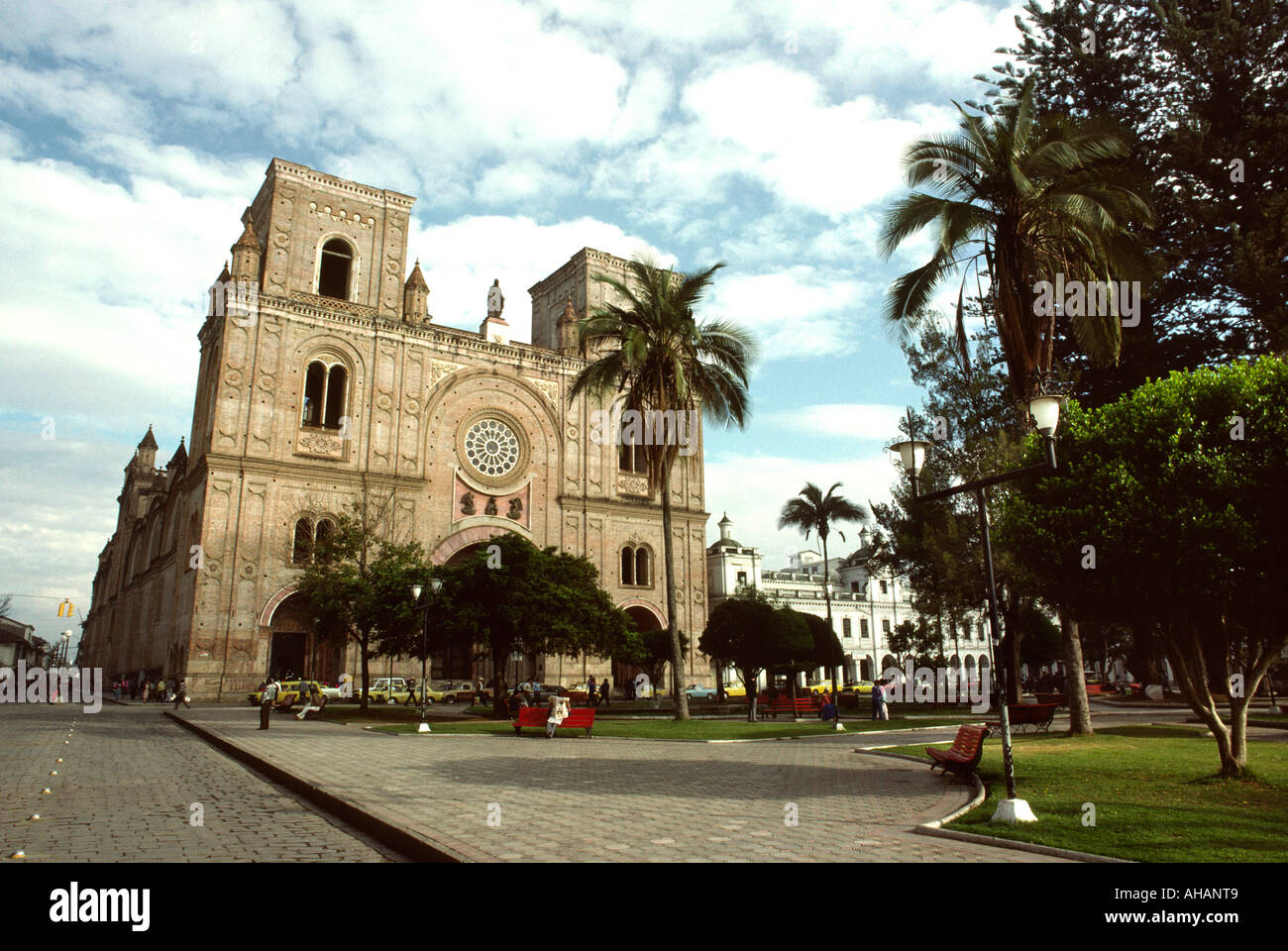 Parque calderon hi-res stock photography and images - Alamy