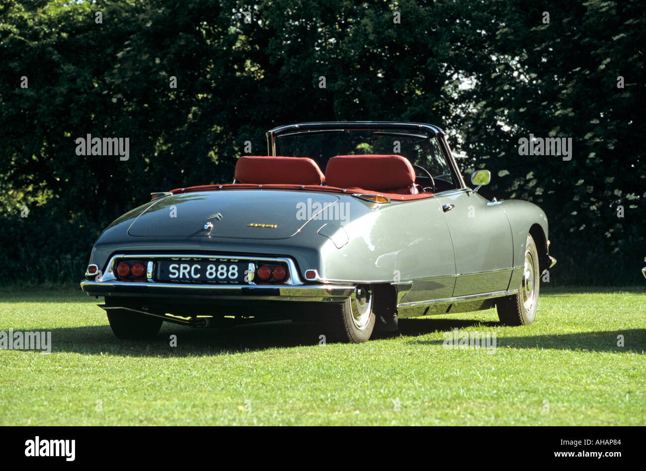 Citroen ds convertible hi-res stock photography and images - Alamy