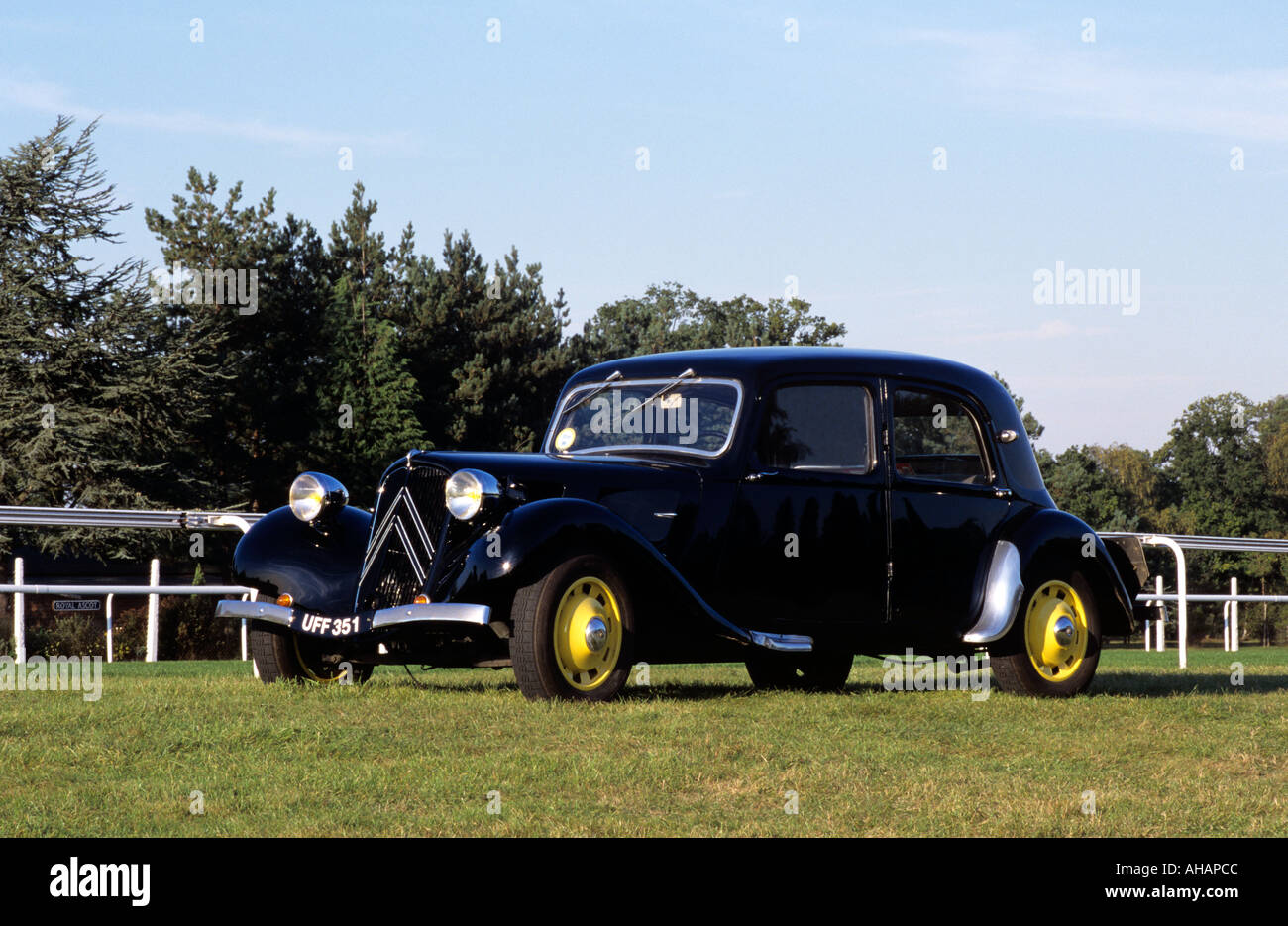 Citroen traction avant 1930s hi-res stock photography and images - Alamy
