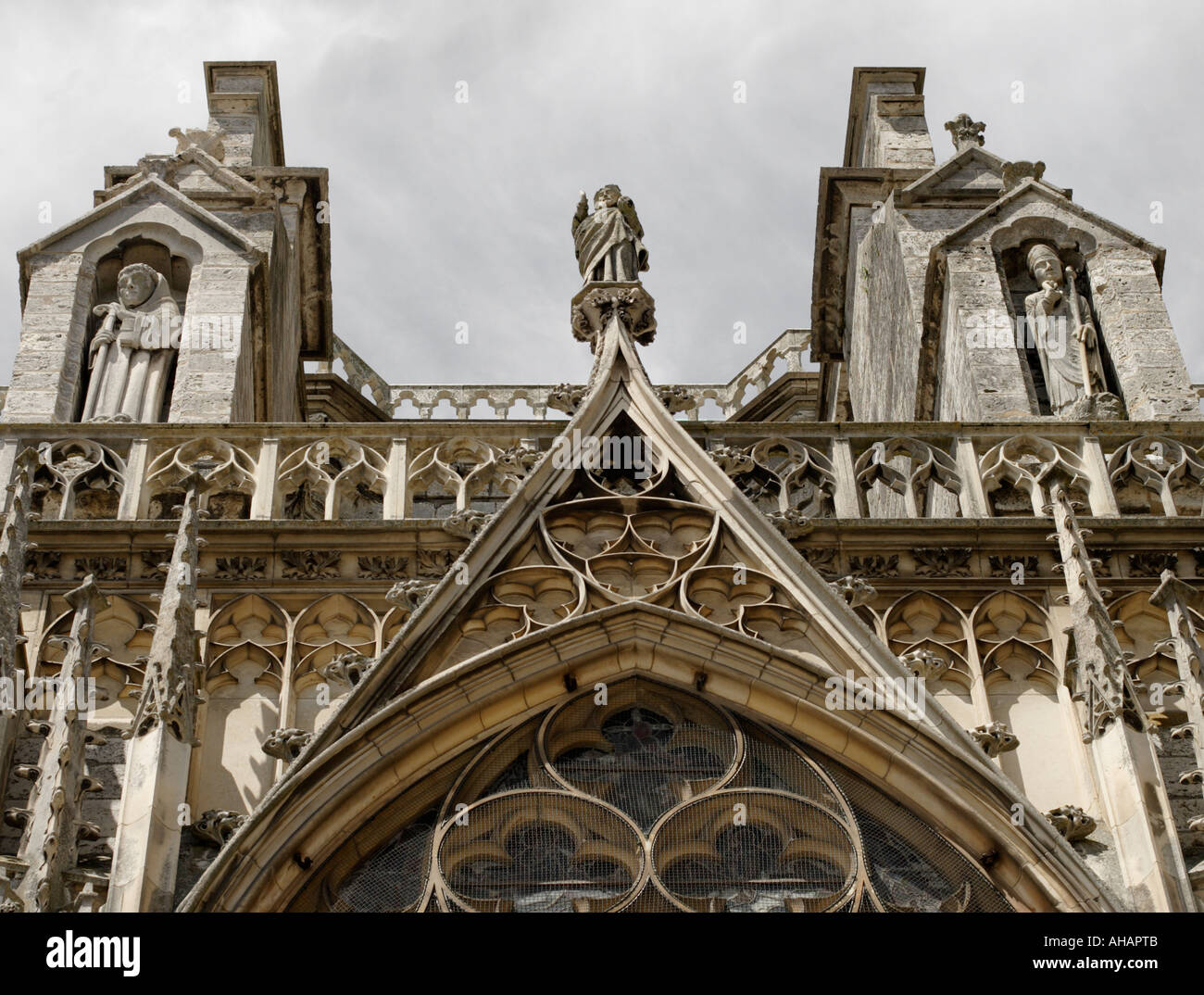 Chartres cathedral arch hi-res stock photography and images - Alamy