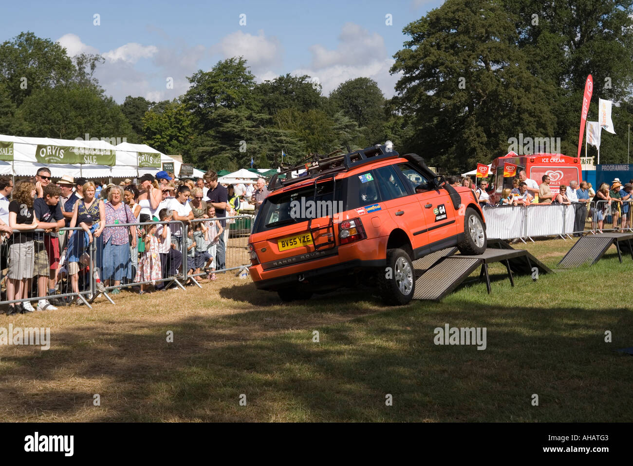 Lord romsey broadlands hi-res stock photography and images - Alamy