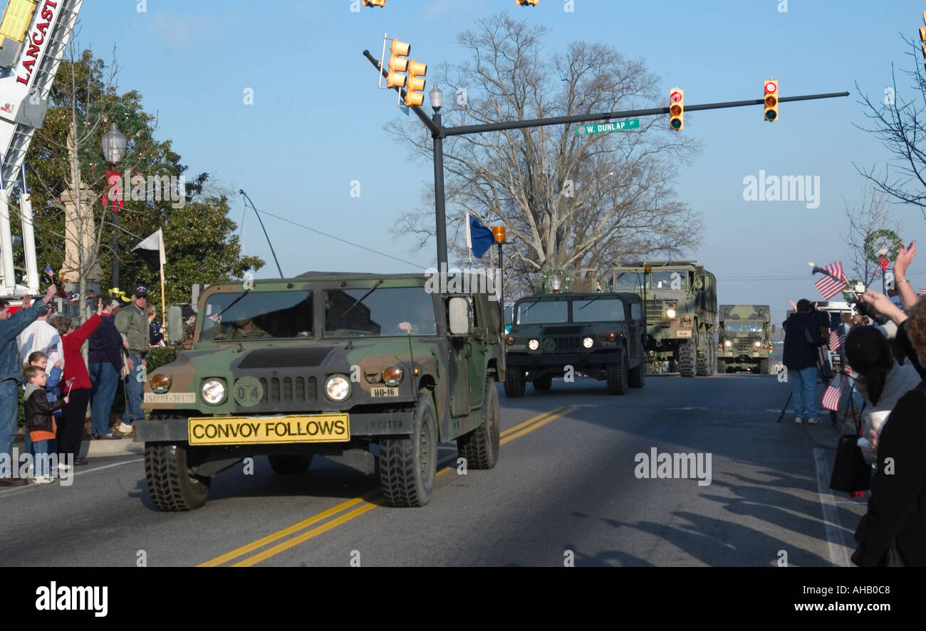 Supporters cheer for National Guard troops departing for deployment in ...