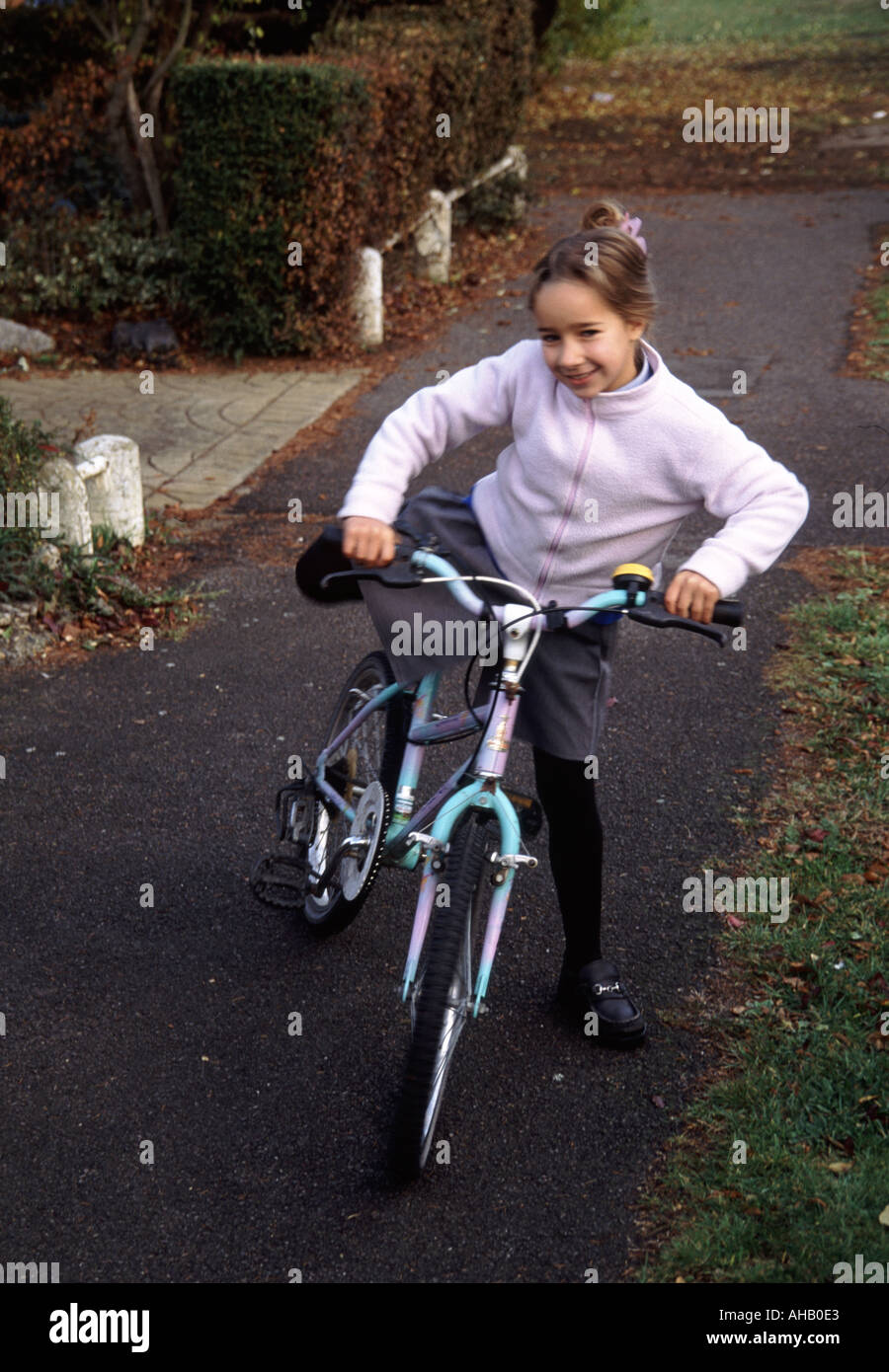 Getting to school transport hi-res stock photography and images - Alamy
