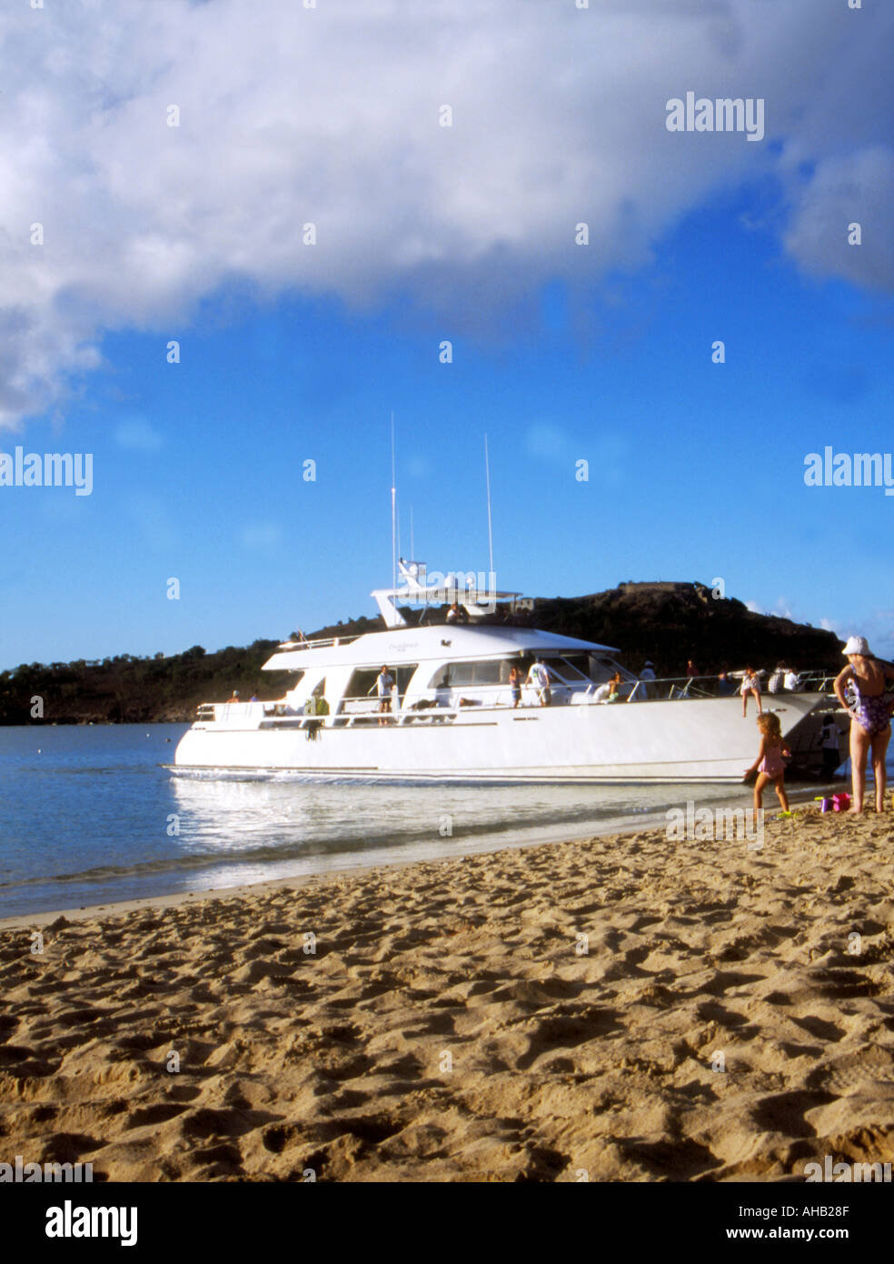Fort barrington antigua hi-res stock photography and images - Alamy