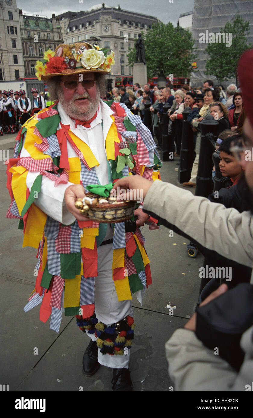 Folk dance performer at the Trafalgar square London Stock Photo - Alamy