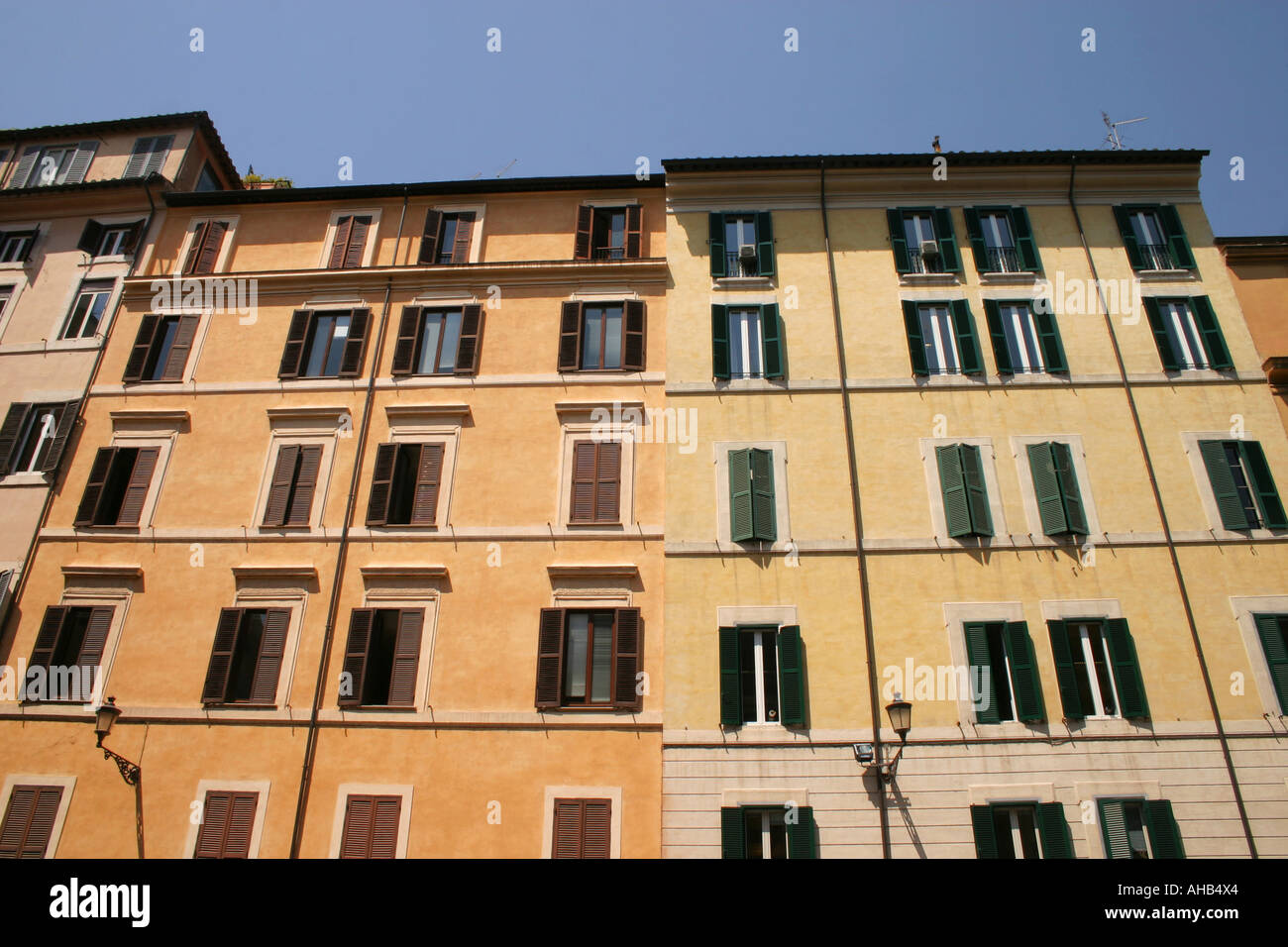 Slanted Building High Resolution Stock Photography and Images - Alamy