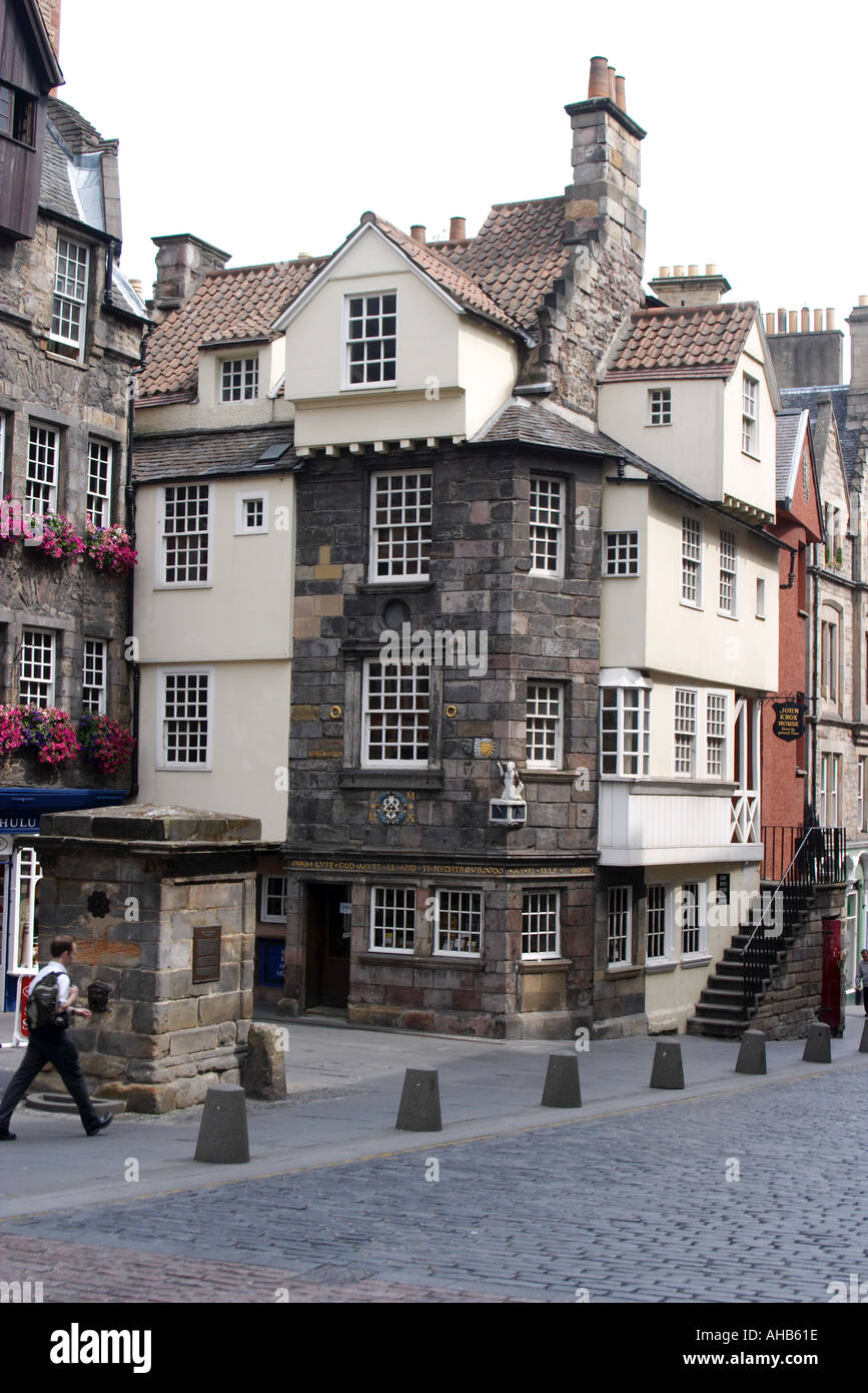 John Knox house on the Royal Mile Edinburgh Stock Photo - Alamy