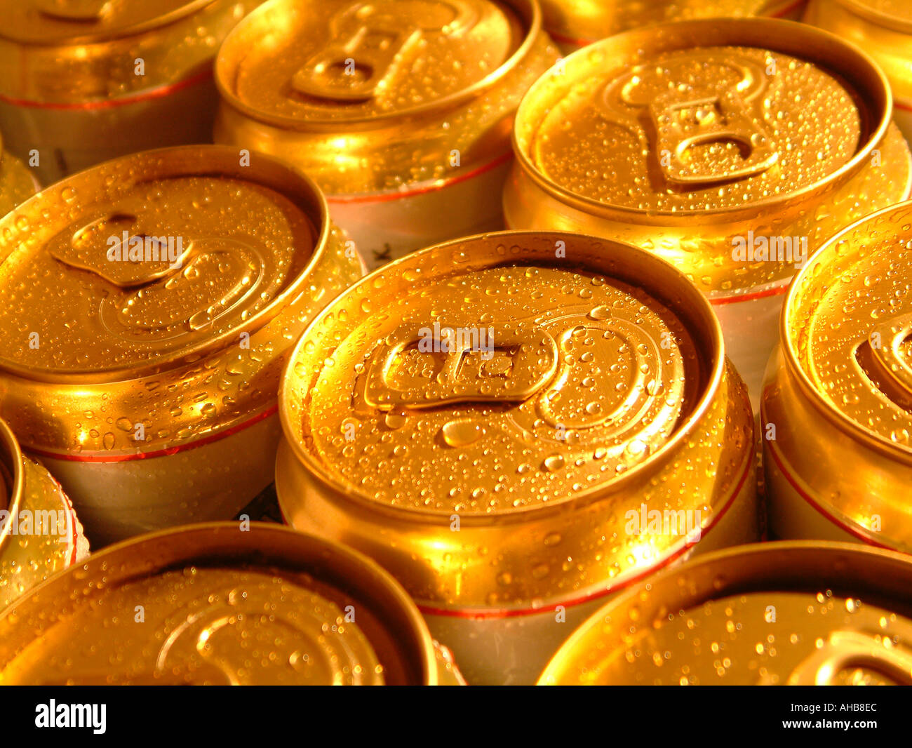 Tin cans ring pulls hi-res stock photography and images - Alamy
