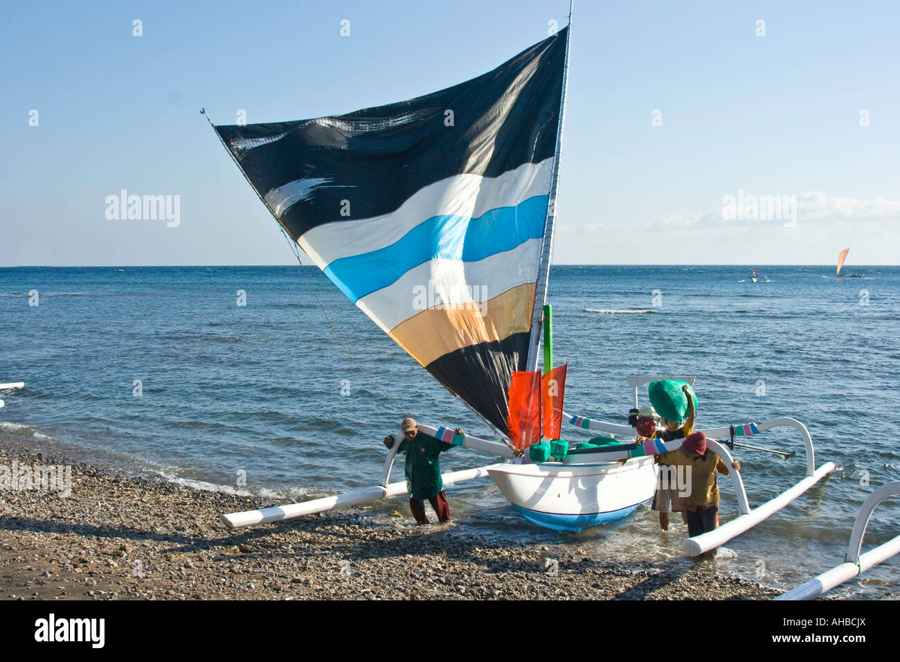 Double outrigger sail boat hi-res stock photography and images - Alamy