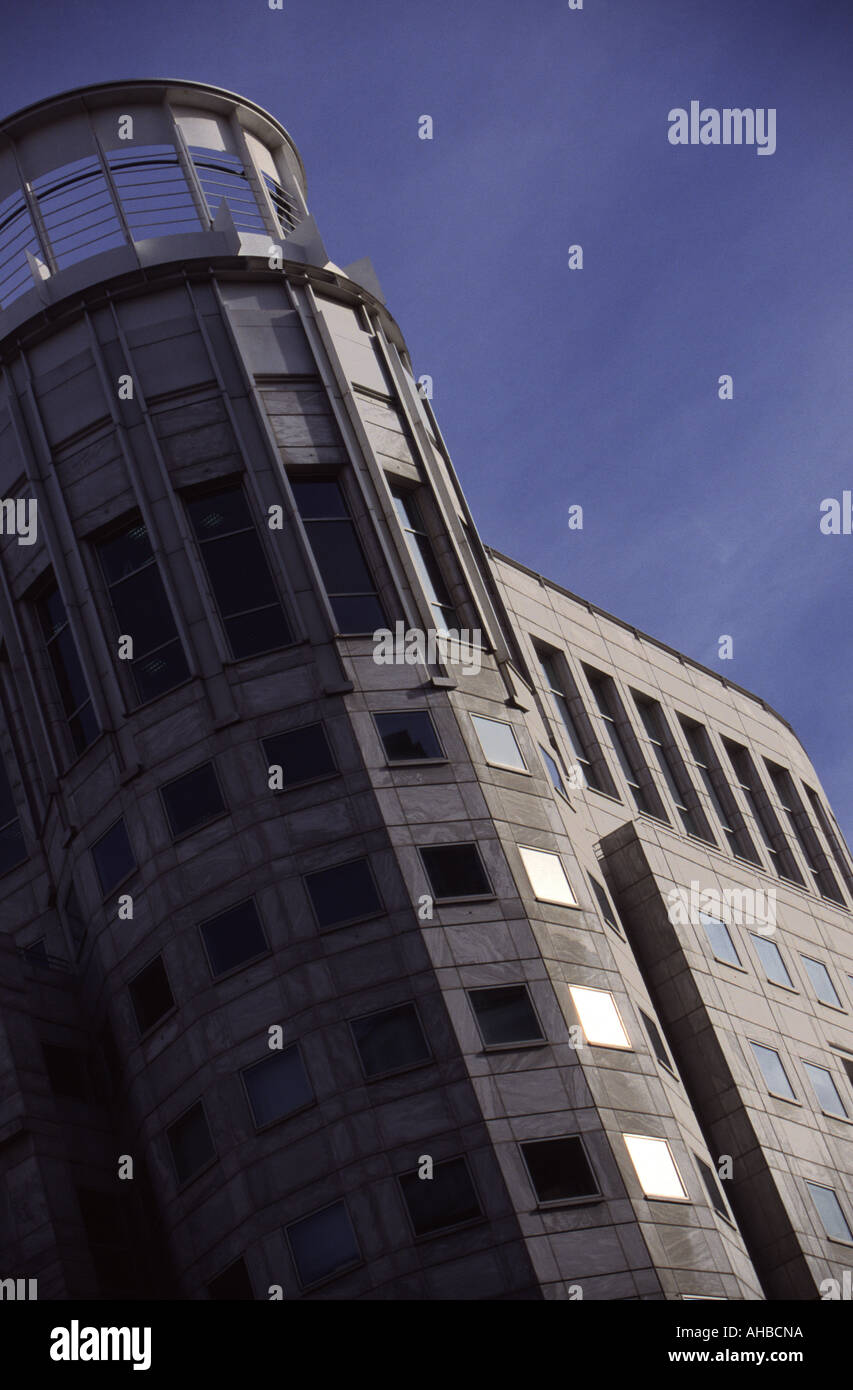 a Building in Canary Warf East London UK Stock Photo - Alamy