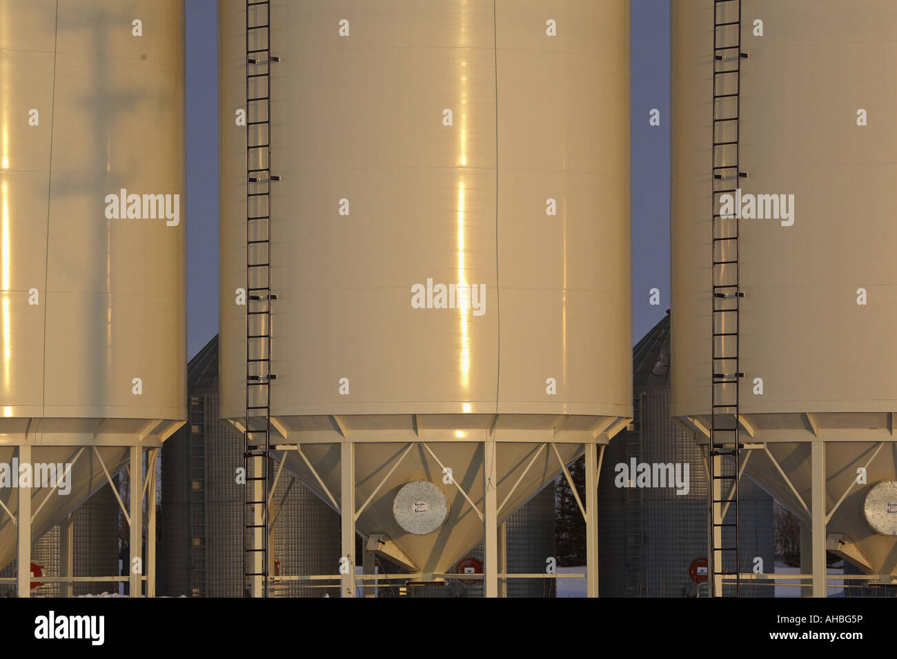 Three grain silos hi-res stock photography and images - Alamy