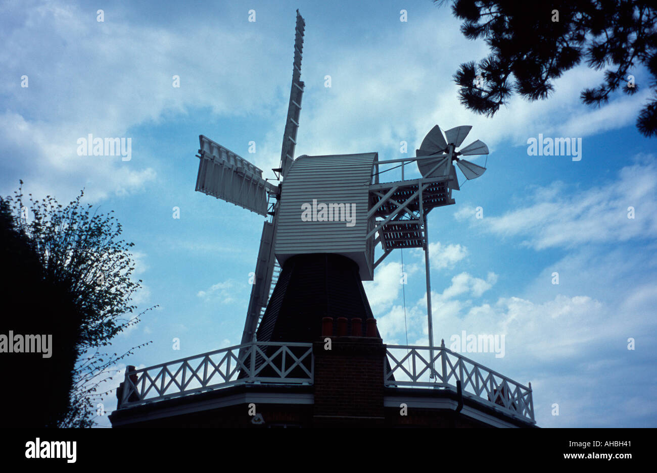 Wimbledon windmill hi-res stock photography and images - Alamy