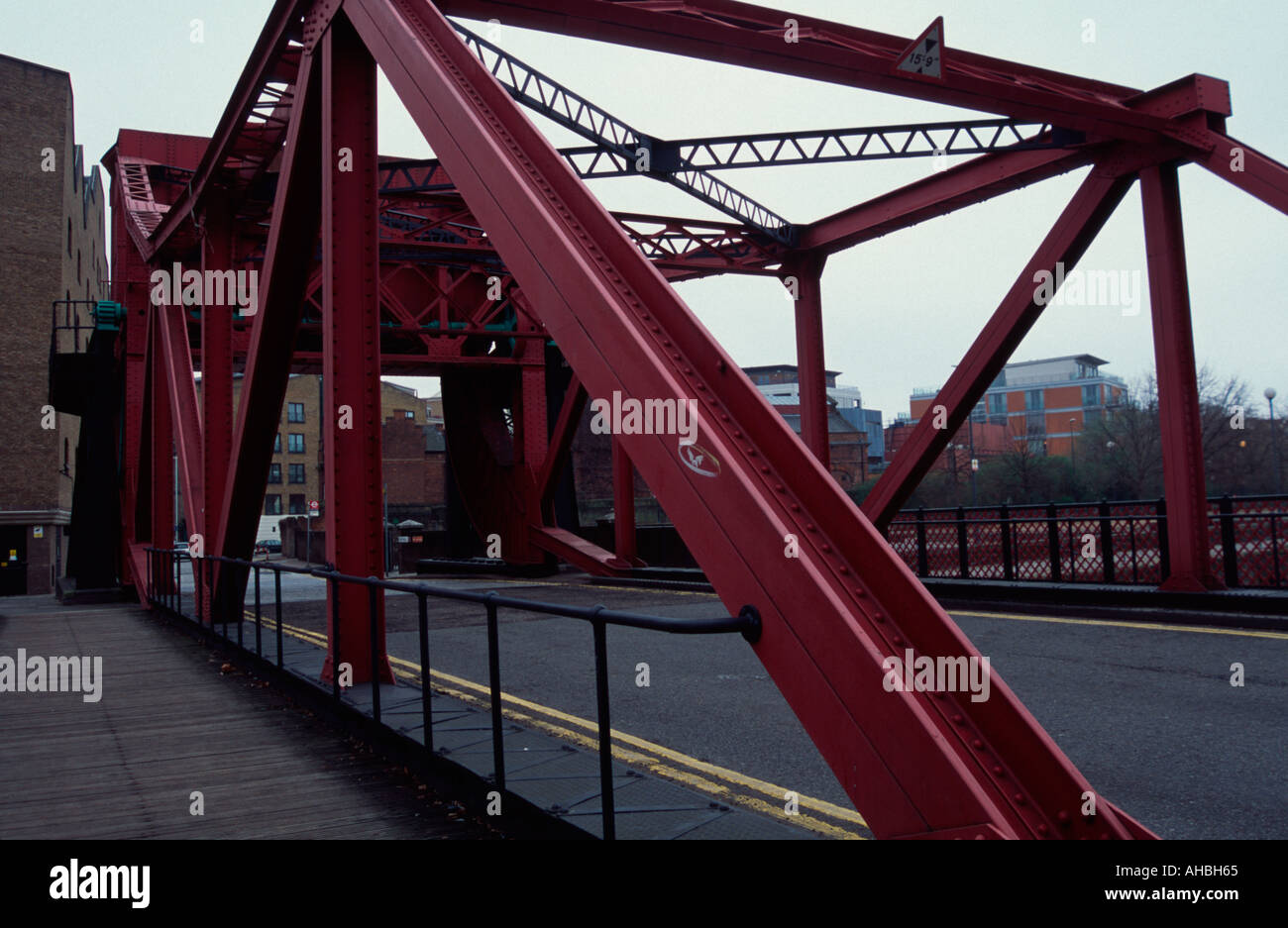The Glamis Road bascule bridge Wapping London E1 England UK Stock Photo ...