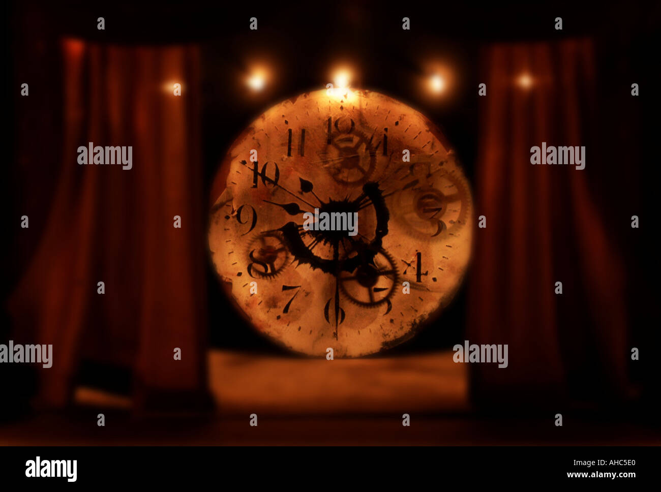 Proscenium arch stage hi-res stock photography and images - Alamy