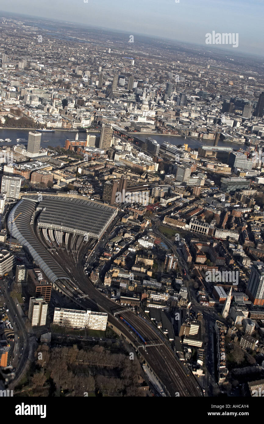Waterloo station london se1 hi-res stock photography and images - Alamy