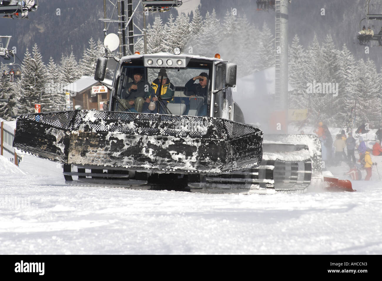 Piste basher france hi-res stock photography and images - Alamy