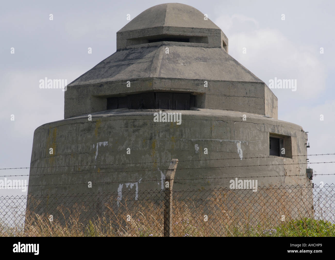 Concrete gun emplacement hi-res stock photography and images - Alamy