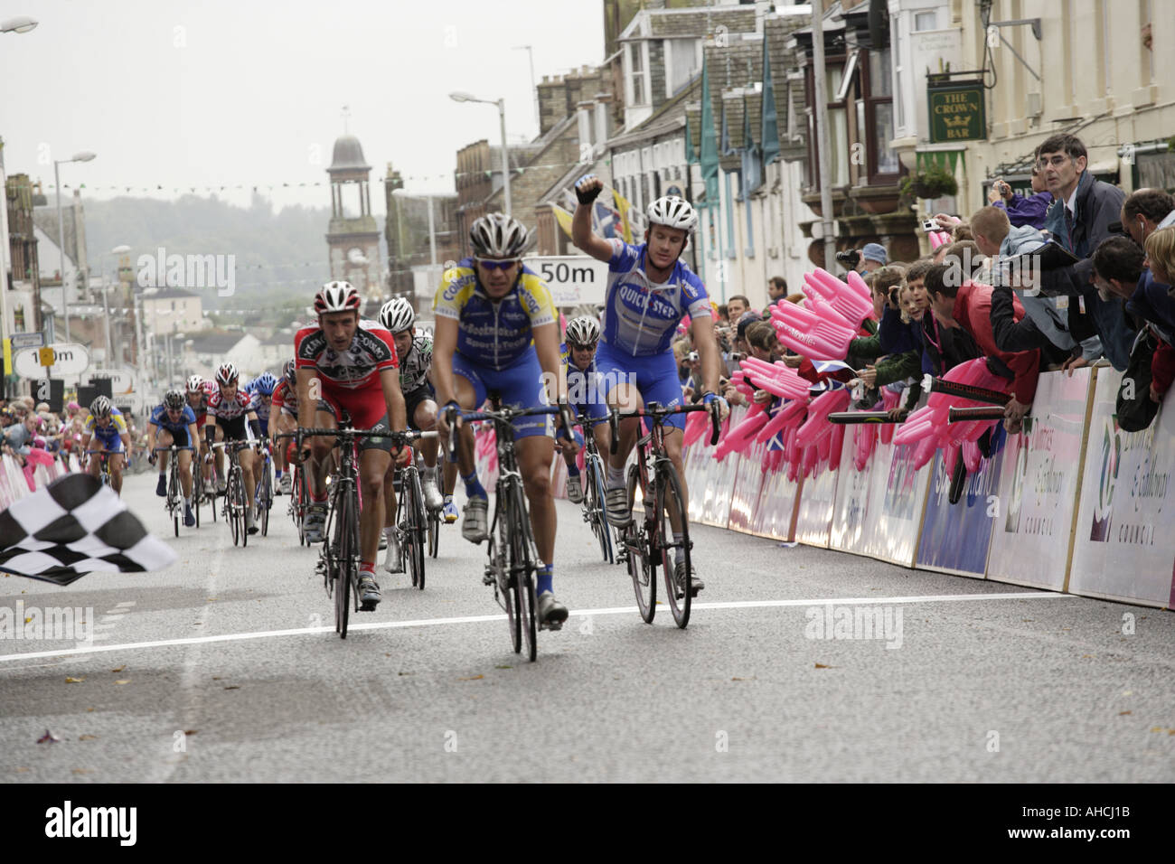 Winners and losers race hi-res stock photography and images - Alamy