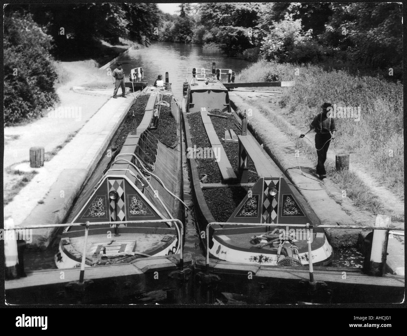 Coal Narrow Boats Stock Photo - Alamy
