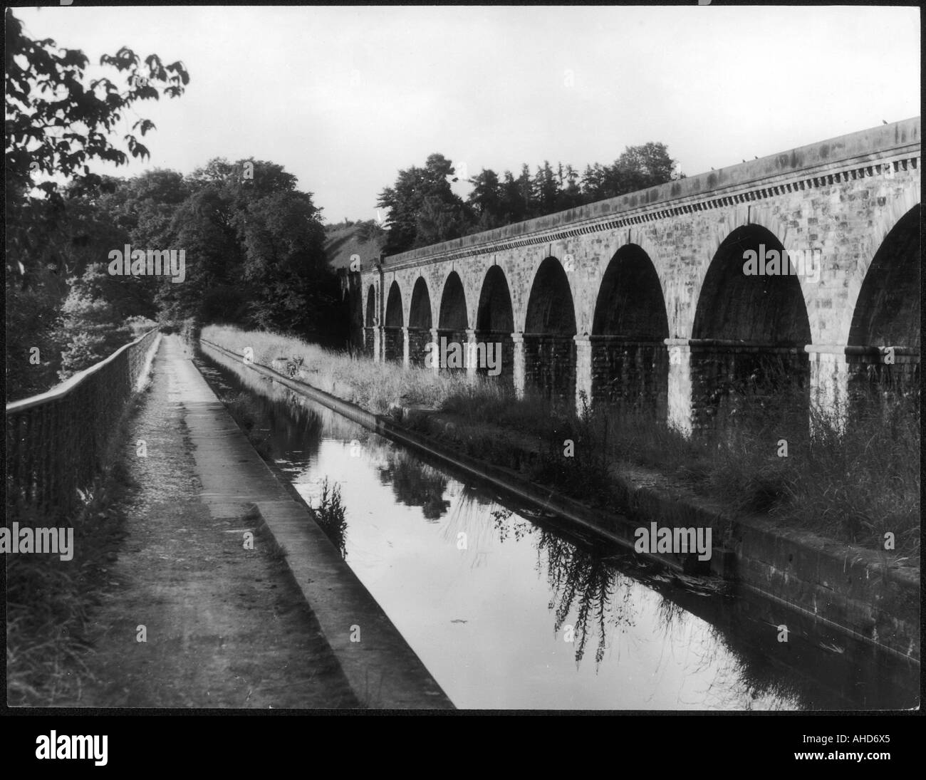 Chirk historical hi-res stock photography and images - Alamy