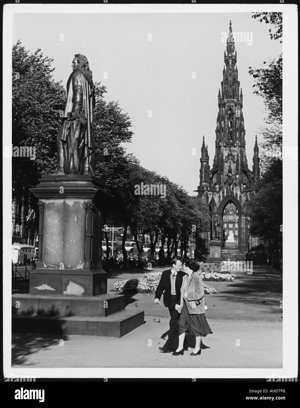 Scott memorial hi-res stock photography and images - Alamy