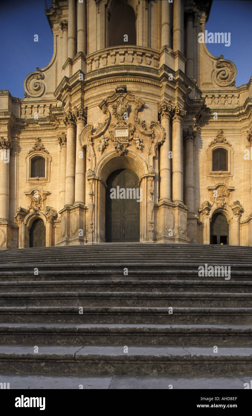 Modica cathedral of st george hi-res stock photography and images - Alamy