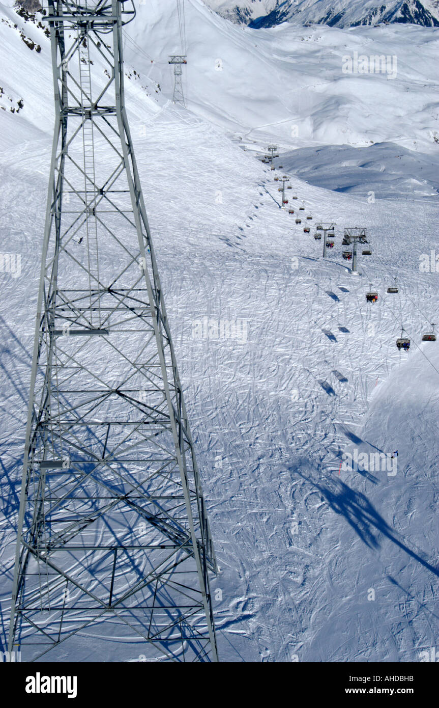 Cable car support tower chairlift and Davos ski arena Graubunden ...